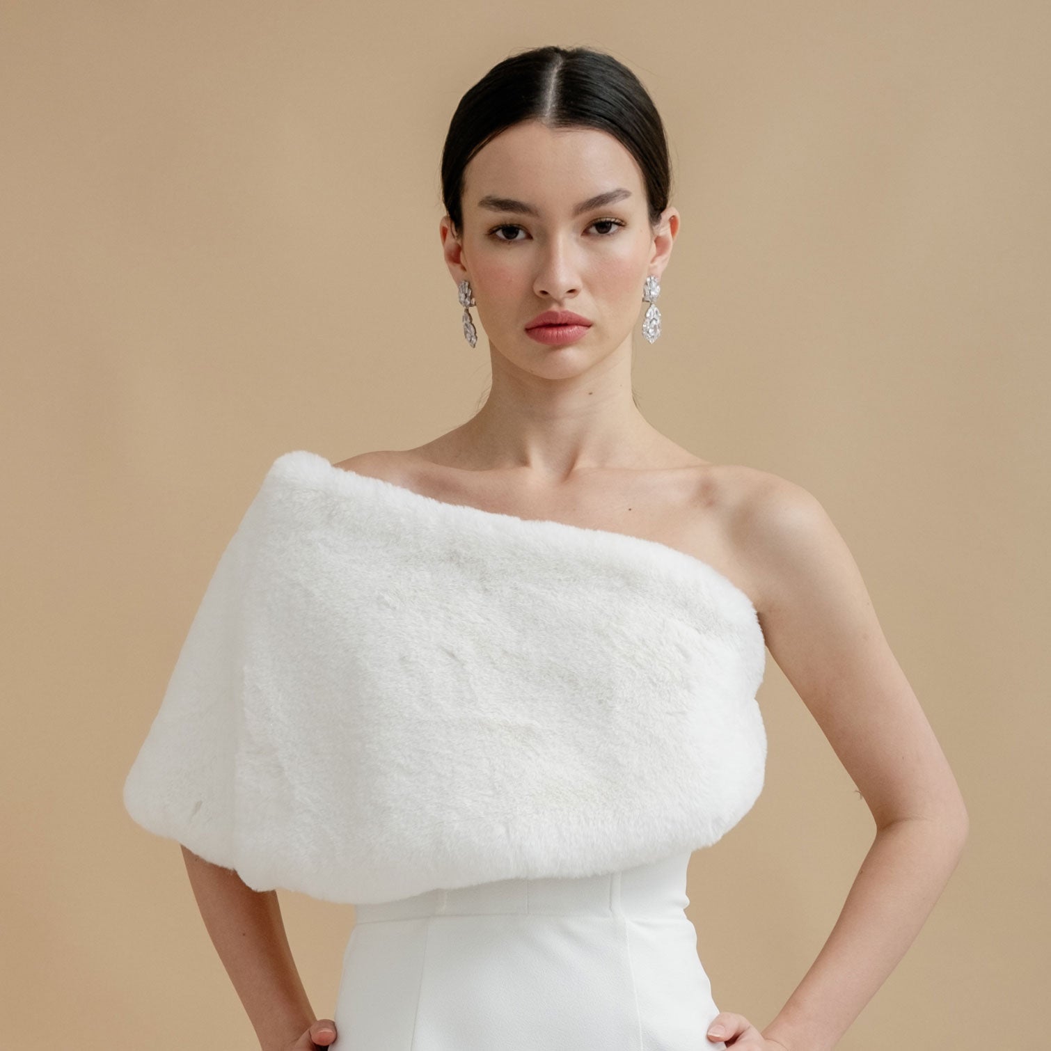 Faux fur shoulder wrap (ivory cloud) | Helen Moore – Liberty in Love