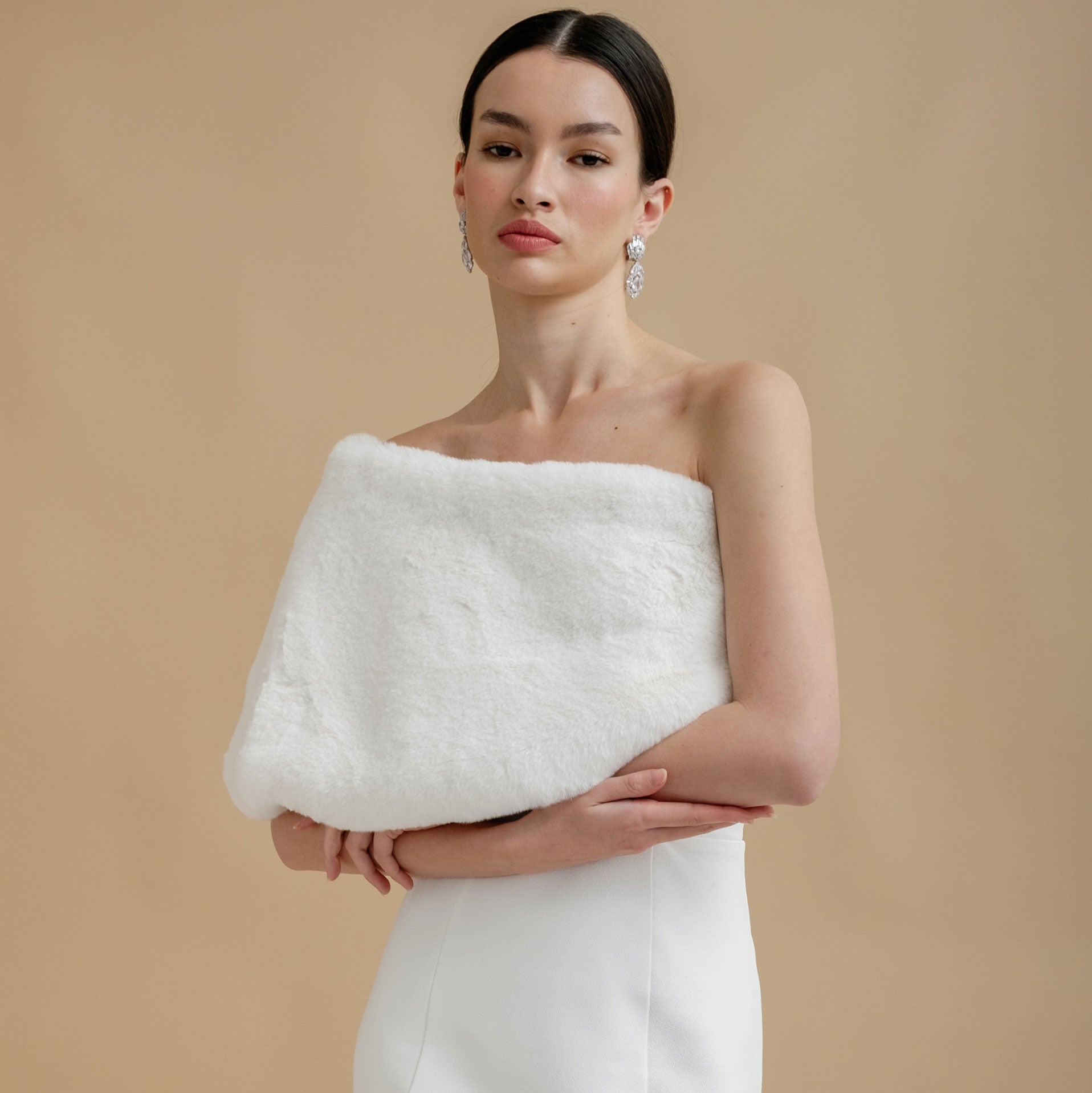 Faux fur shoulder wrap (ivory cloud) | Helen Moore – Liberty in Love