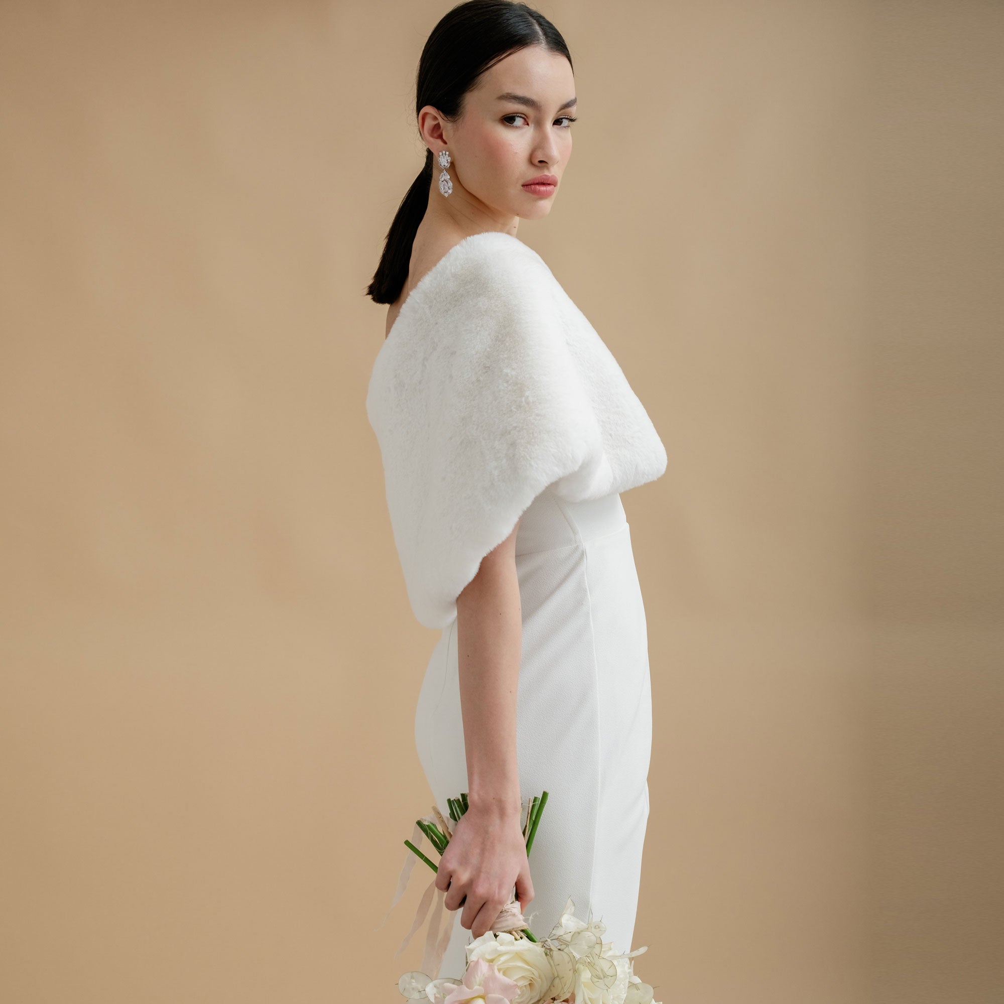 Faux fur shoulder wrap (ivory cloud) | Helen Moore – Liberty in Love