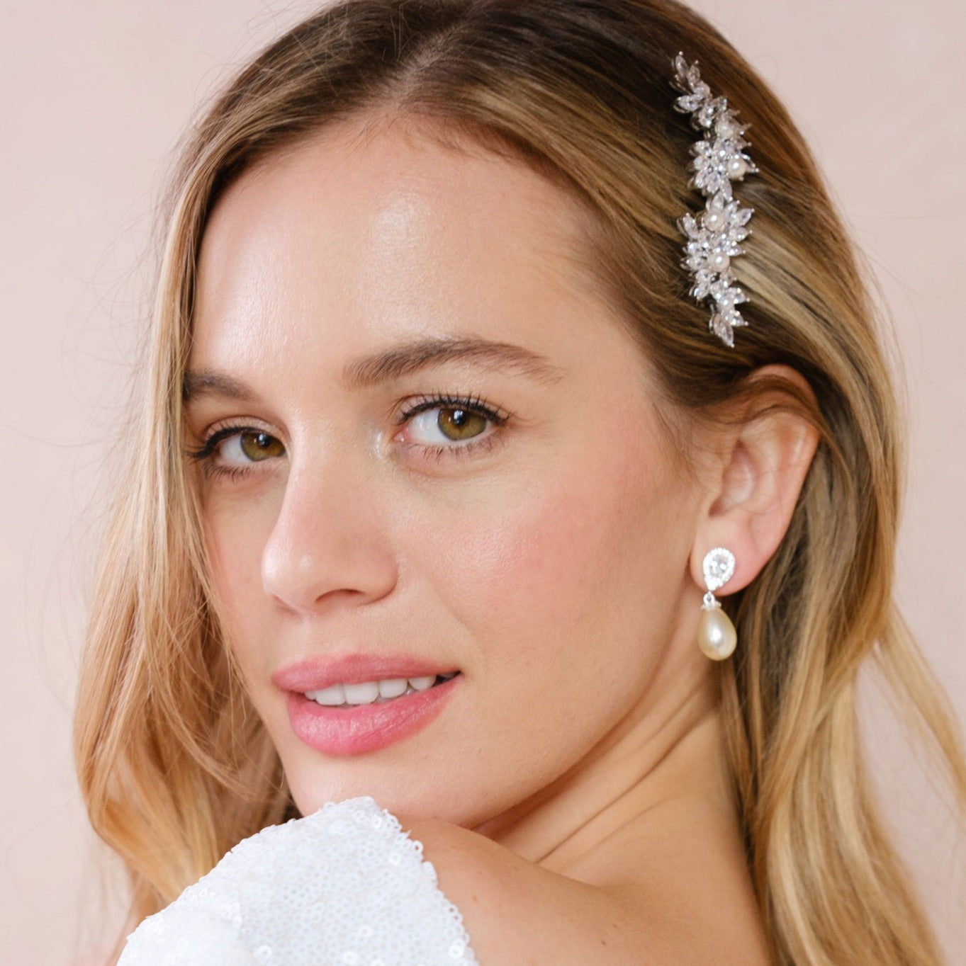 Kitty pearl and crystal comb | Stephanie Browne Australia – Liberty in Love