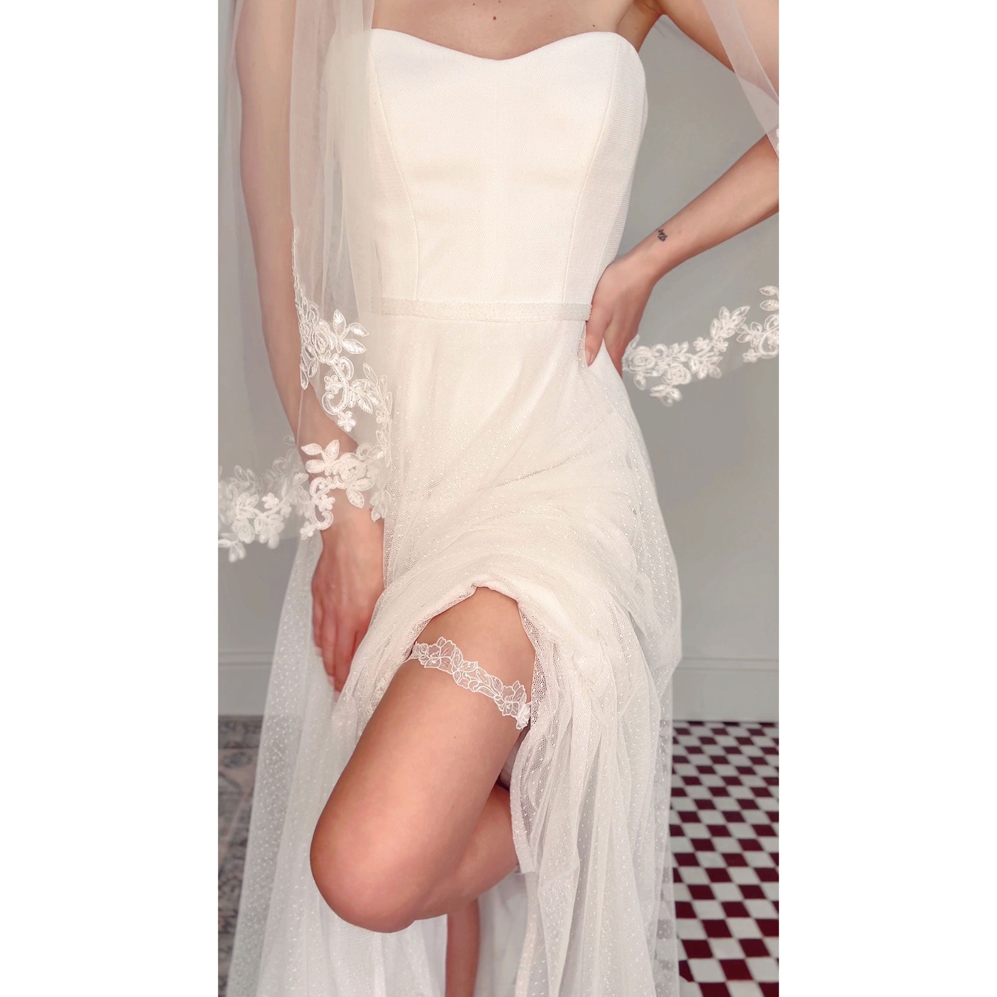 Lulu floral lace garter | Aria – Liberty in Love