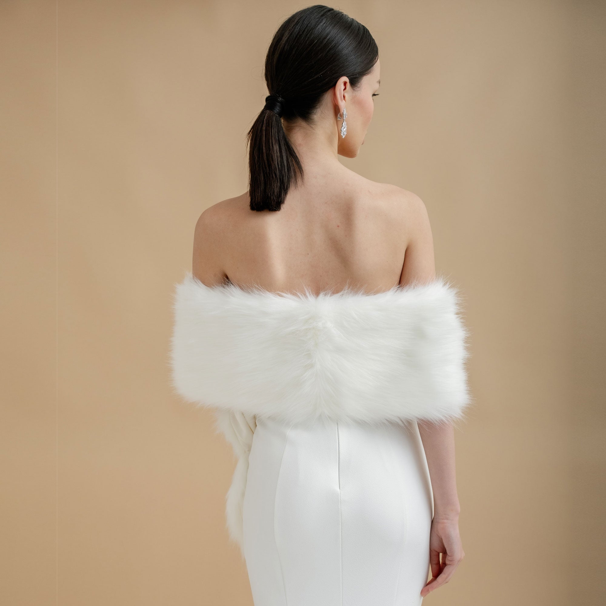 Vintage faux fur wrap (ivory whisper) | Helen Moore – Liberty in Love