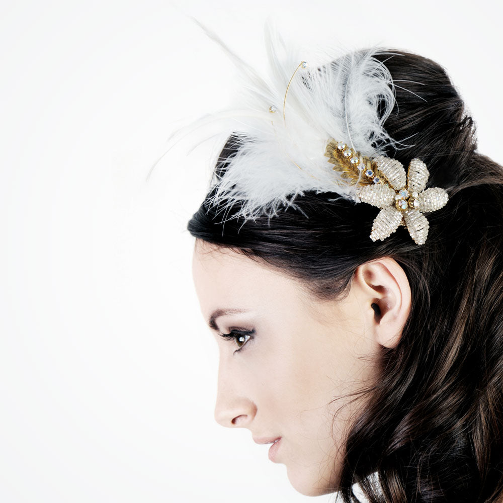 Gold hair comb with white feathers | Fairytale beaded flower feather ...