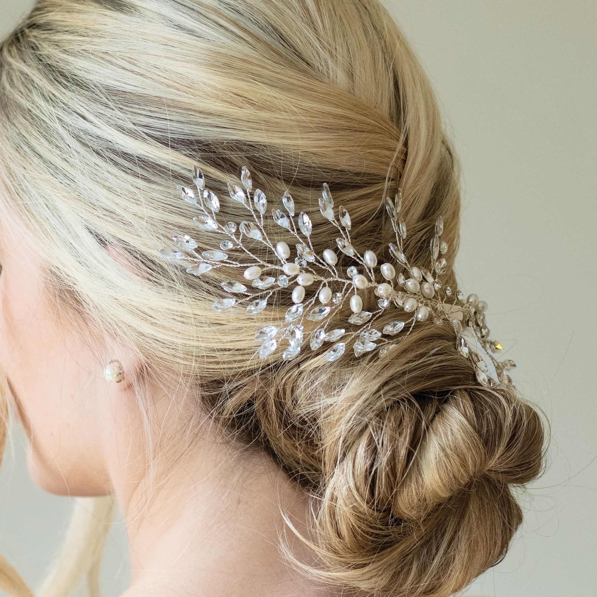 Pearl serenade crystal spray clip | Silver | Ivory & Co – Liberty in Love