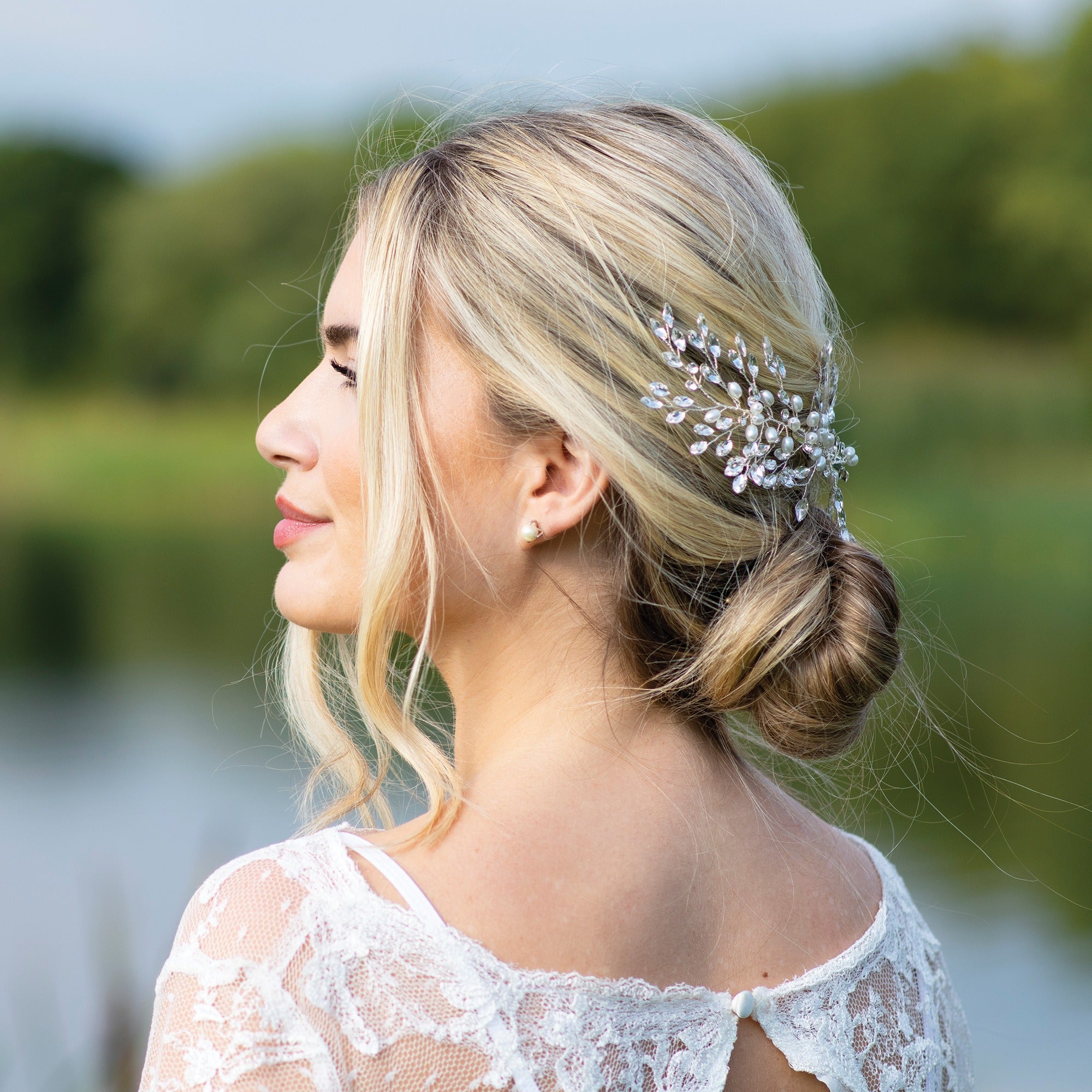 Pearl serenade crystal spray clip | Silver | Ivory & Co – Liberty in Love
