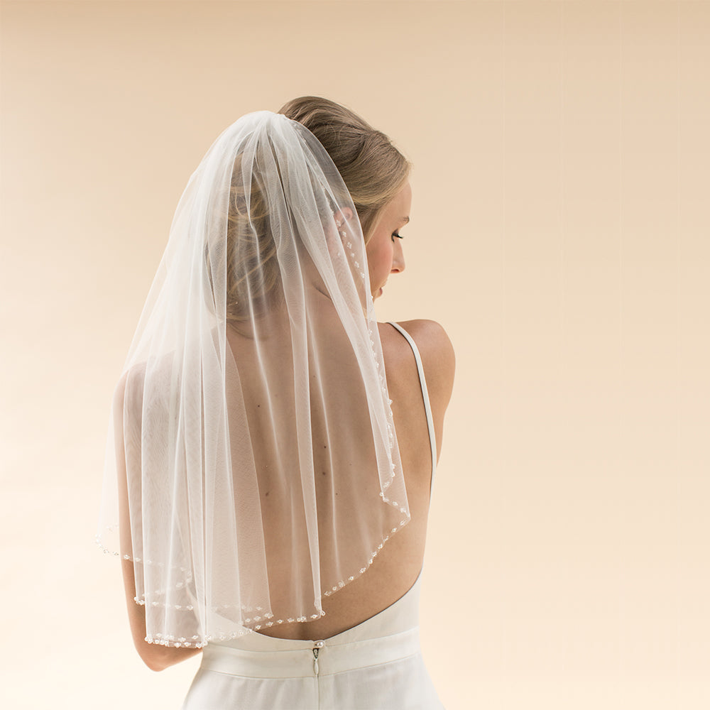 Azalea crystal edge short bridal veil (24" veil) | Rainbow Club ...