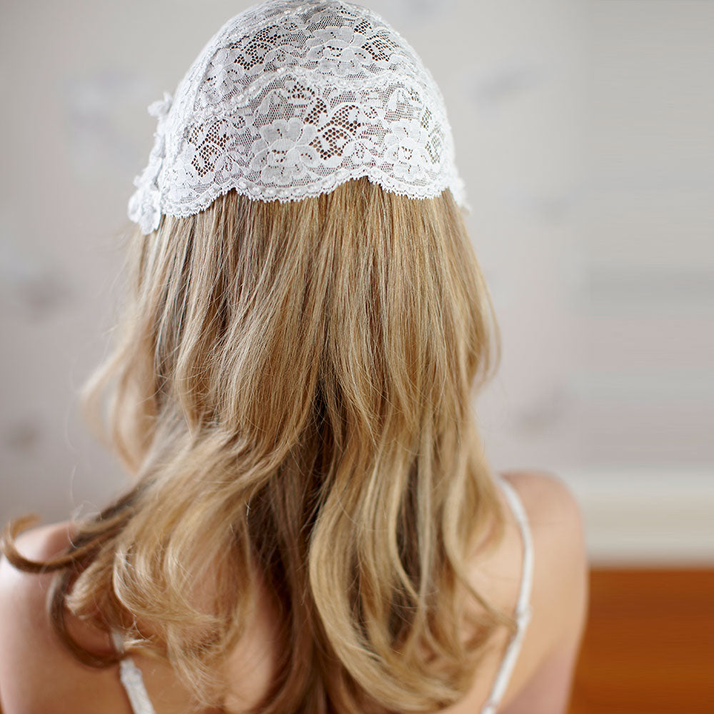 Vintage-inspired lace juliet cap | Liliana vintage ivory lace bridal ...